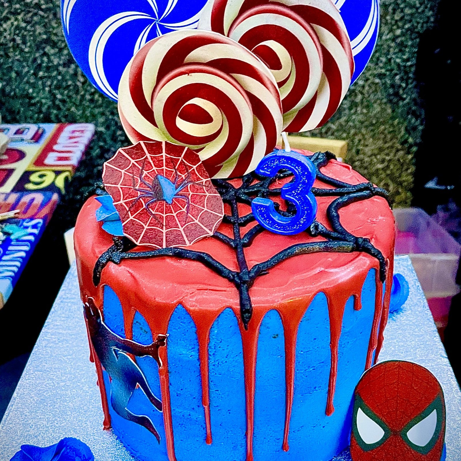 Speciality Custom Cakes | The Muffin Man - Snug Cafe